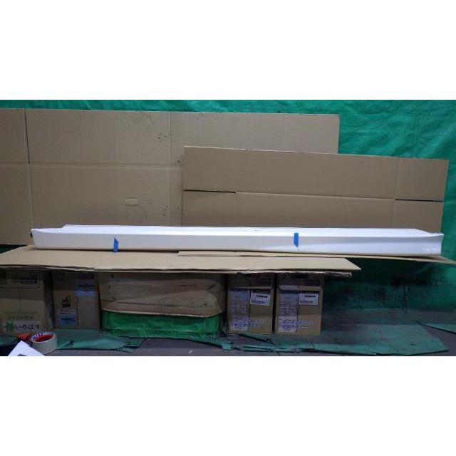 アコード E-CF6 左サイドステップ NH585P パール 71850-S0D-920ZF : 有限会社川崎興業 - 通販 - Yahoo!ショッピング