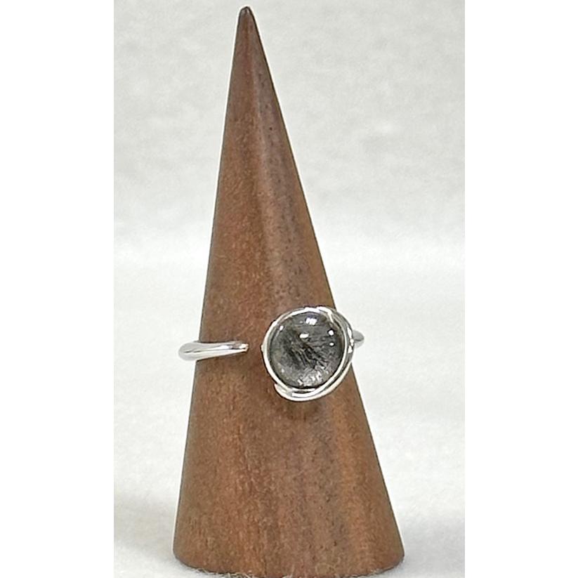 ギベオン リング ギベオン隕石 指輪 メテオライト シルバーリング 鉄隕石 天然石 パワーストーン 隕鉄 サイズ調整可能 : 天然石アクセサリーペトラ - 通販 - Yahoo!ショッピング
