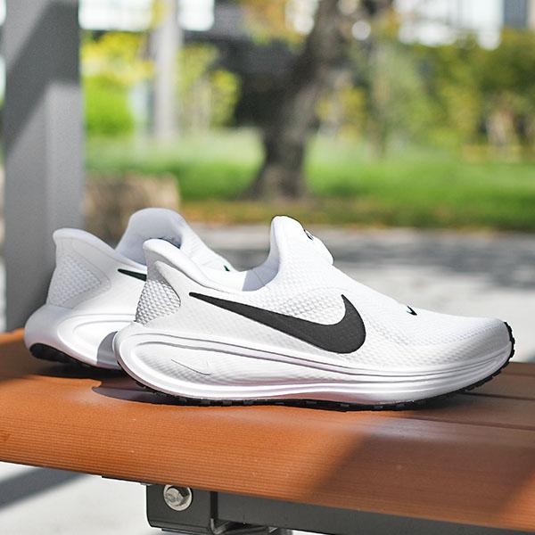 NIKE（ナイキ） ハンズフリーで履ける! スニーカー ランニングシューズ