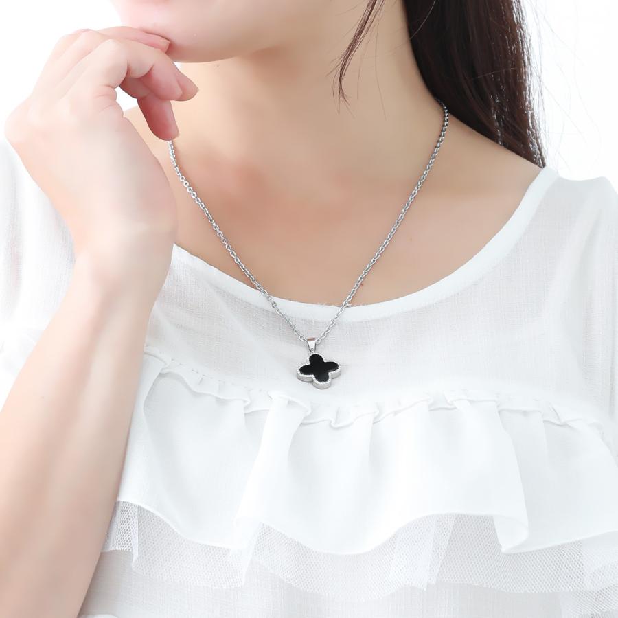 ロングネックレス クローバー 四葉 白蝶貝 黒蝶貝 カーネリアン ロングネックレス クローバー 四葉 白蝶貝 黒蝶貝 カーネリアン