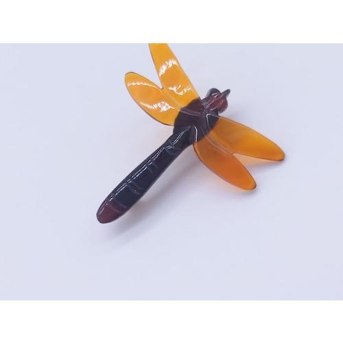 本べっ甲 ブローチ 羽根 白甲 手間暇 白黒 素敵 一品 トンボ 縁起 カジュアル 天然素材（B-072） : b-072 : なにわべっ甲プラージュ - 通販 - Yahoo!ショッピング