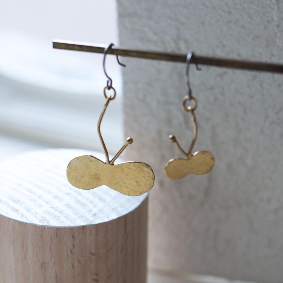 おやこのちょうちょ おさんぽ イヤリング E370 レディース おしゃれ かわいい ハンドメイド thuthu ギフト プレゼント メール便送料無料 : Plaisier - 通販 ...