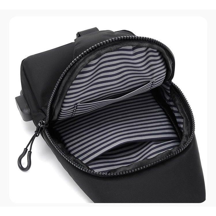 plusnao（プラスナオ） ボディバッグ ワンショルダーバッグ メンズ 鞄 トライアングル チェストバッグ USBポート 斜め掛け コンパクト 背面メッシュ 防水 大容量 軽量 : プラス ...