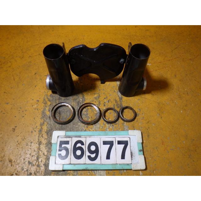 56977 ホンダ CD125K-501〜 CD125K '75 純正 ライトステー 大きなダメージ無 : 56977 : ぽちっとバイク ...