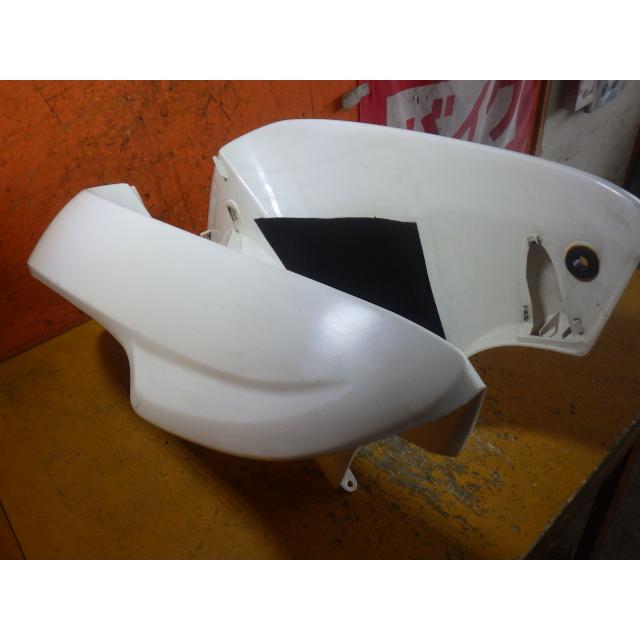 58623 ホンダ JA07-101〜 スーパーカブ110 '09 17インチ車 純正 レッグシールド 良品 割れ無 ガリキズ無 (NH ...