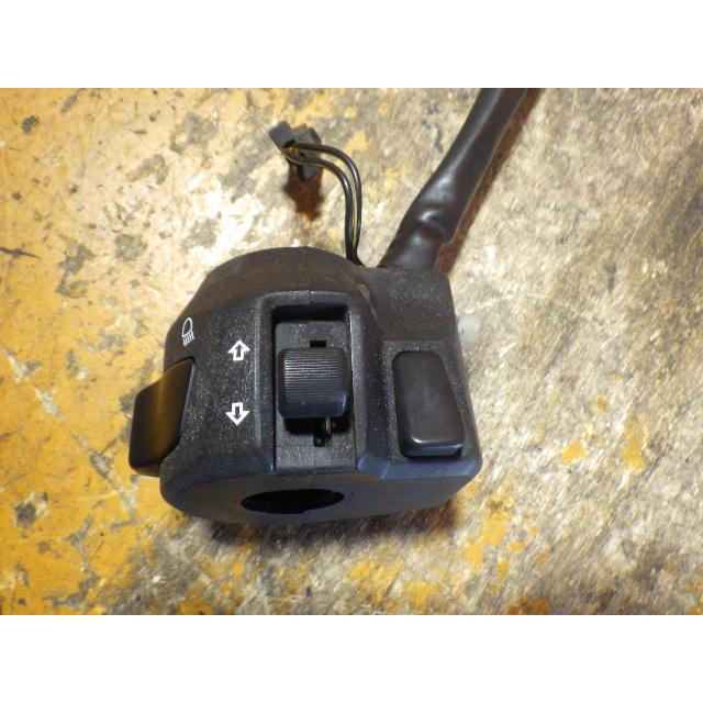 61282 スズキ NJ4DA-102〜 グラストラッカーBB '10 FI 純正 ハンドルスイッチ 左 割れ無 正常作動 : ぽちっとバイク ...