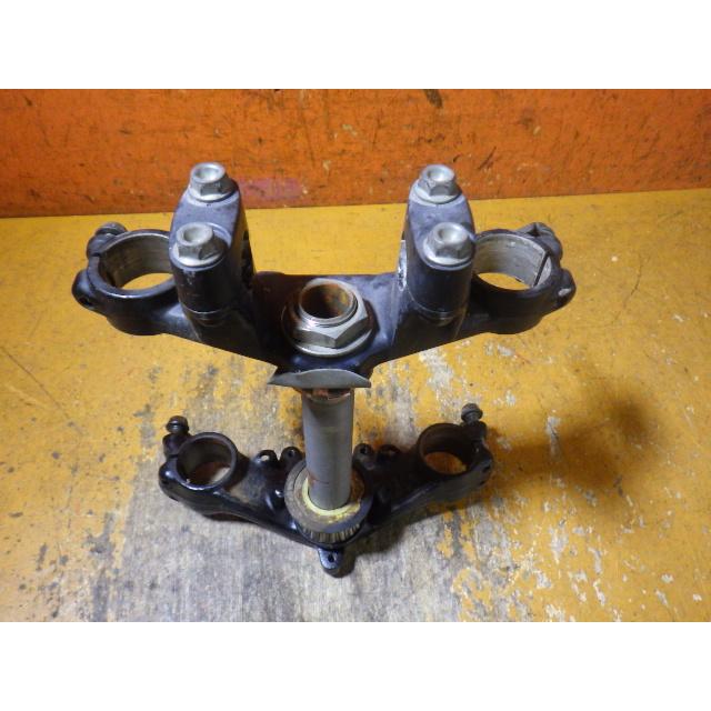 62033 ホンダ HD11-100〜 CRM80 前期 '88 純正 ステアリングステム トップブリッジ 捻じれ無 : ぽちっとバイク ...