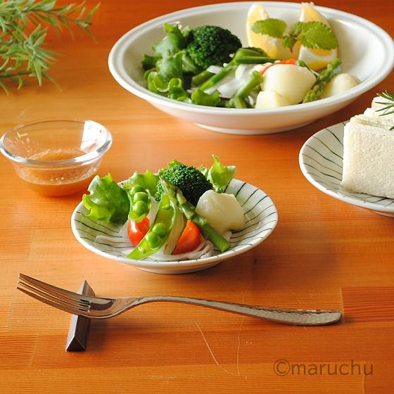 二色十草14cm皿 4.0皿 取り皿 丸皿 京十草 日本製 美濃焼 :4132024:ひろん家 - 通販 - Yahoo!ショッピング