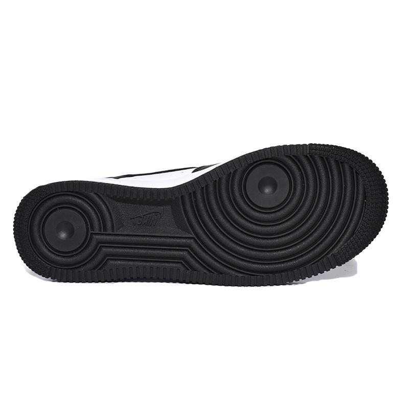 NIKE AIR FORCE 1 '07 NIKE AIR FORCE 1 '07