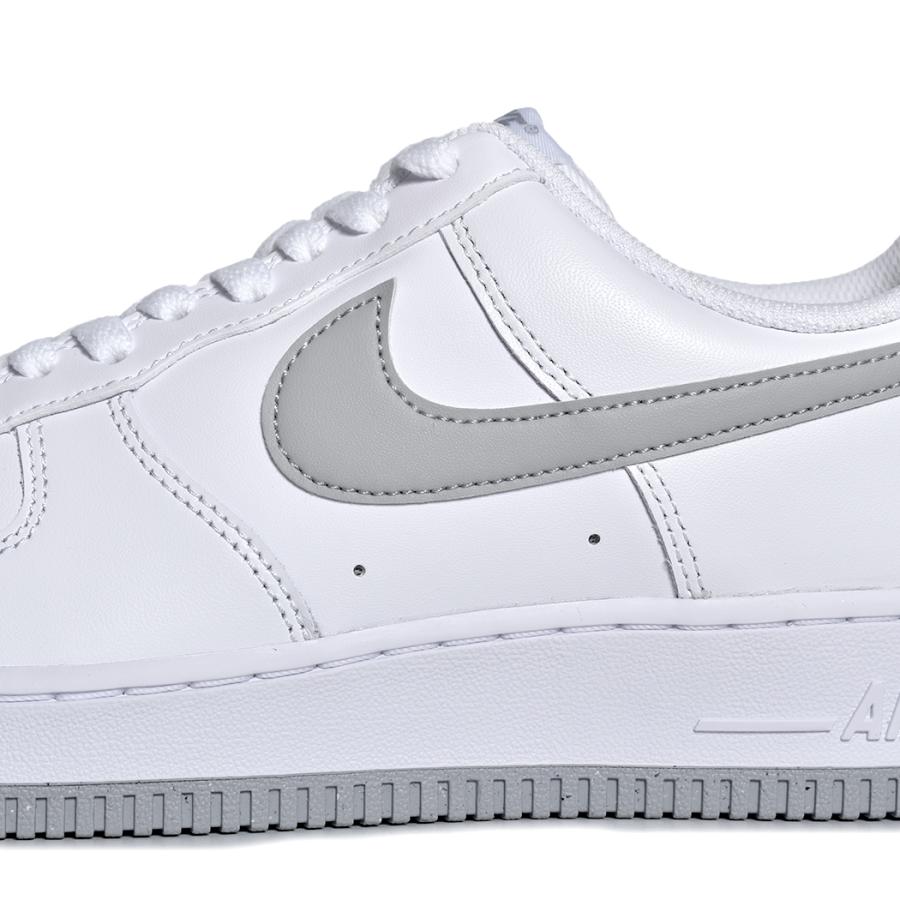 NIKE AIR FORCE 1 '07 NIKE AIR FORCE 1 '07
