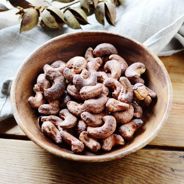 プレマシャンティ カンボジア・カシューナッツ 渋皮付 120g :00102172:プレマシャンティ - 通販 - Yahoo!ショッピング