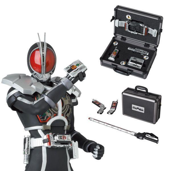 MEDICOM TOY RAH DX 仮面ライダーファイズ アクセルフォーム（Ver.1.5）【2015年4月発送予定】 : MEDICOM TOY TOKYO - 通販 - Yahoo!ショッピング