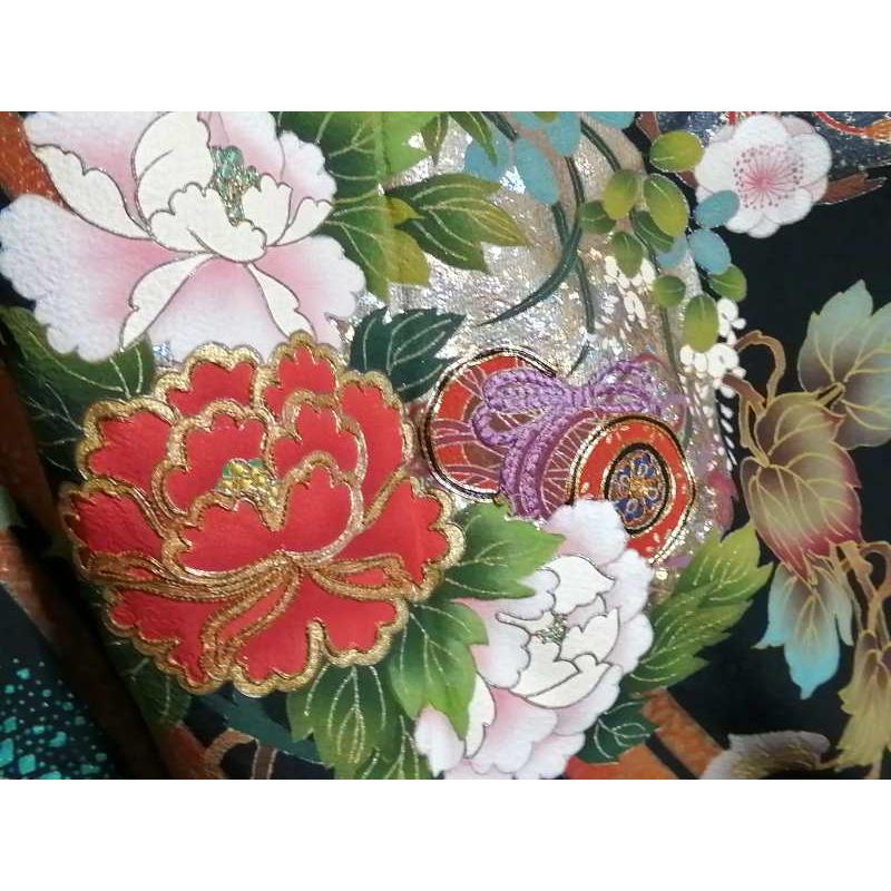 n036 正絹 留袖 (裄67 袖丈46 身丈(肩から)158 前24 後30センチ 五ッ紋・五三の桐) ※比翼・裏地→化繊 :n036 ...