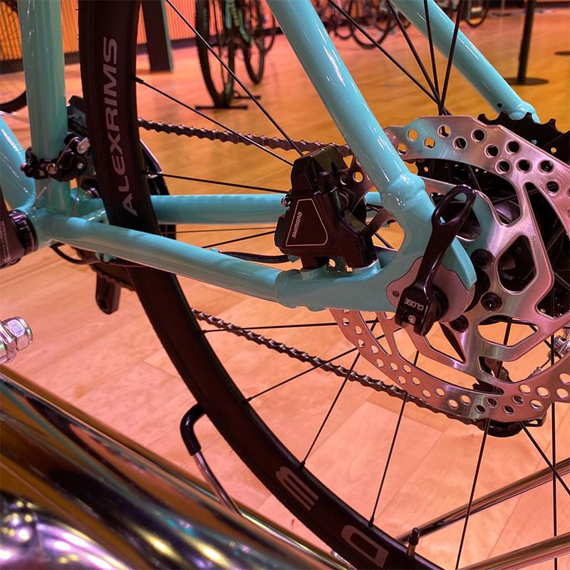Bianchi ビアンキ 2021年モデル ROMA1(ローマ1) : 自転車の Bianchi ビアンキ 2021年モデル ROMA1(ローマ1) : 自転車の