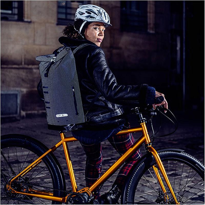 ORTLIEB オルトリーブ コミューターデイパック HV ORTLIEB送料無料 : 自転車のQBEI Yahoo!店 - 通販 - Yahoo!ショッピング