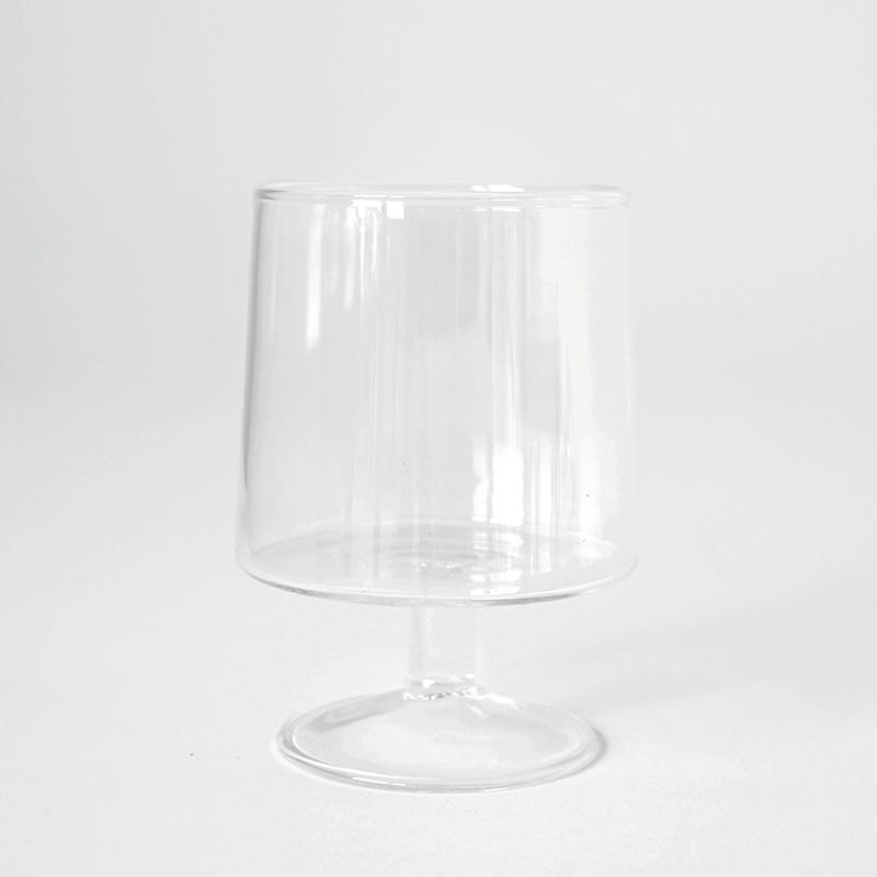 スコン ゴブレット 3色【型吹きグラス Sk〓n(スコン) アクシス axcis ビアグラス ワイングラス クリアー グレー アンバー】 :ax-hs306:輸入インテリア雑貨Queen ...