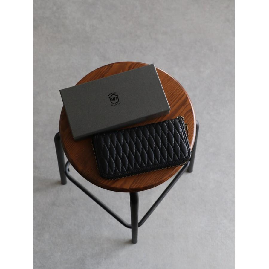 バックドロップレザーズ ジップウォレット ツイストリング付き バックドロップレザーズ ジップウォレット ツイストリング付き