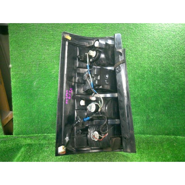 シエンタ DBA-NCP81G 右テールランプ DICEリミテッド 1NZ-FE 1E7 81550-52A50 : 320230312015500 : GREENPEACE - 通販 ...