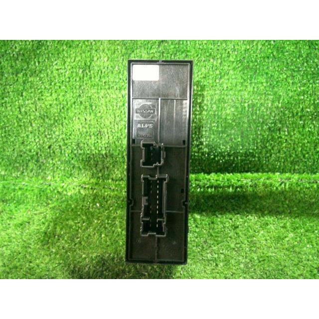 ランディ 5AA-SGC27 パワーウインドウスイッチ 2.0G MR20DD G41 37990-52Z30 : GREENPEACE ...