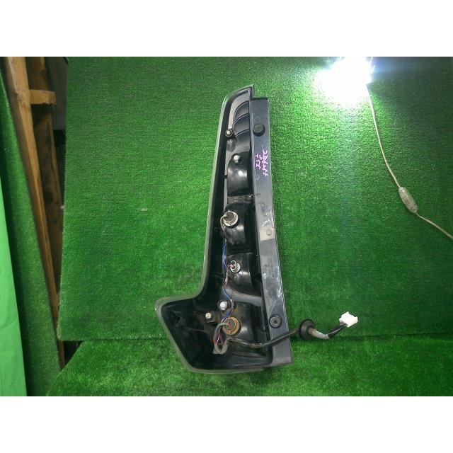 デイズ DBA-B21W 右テールランプ ハイウェイスター X 3B20 X42 26550-6A02A : GREENPEACE - 通販 - Yahoo!ショッピング