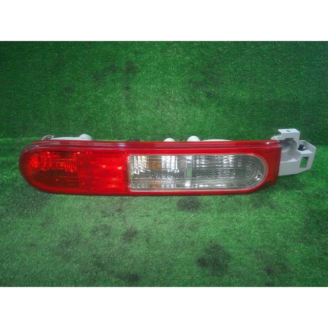 キューブ DBA-Z12 左テールランプ 15X HR15DE KAD 26555-1FA1B : 320240912715600 : GREENPEACE - 通販 - Yahoo!ショッピング