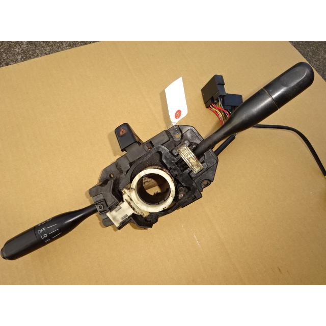 サンバー 4年 V-KS3 KV4 KV3 KS4 コンビネーションスイッチ : 520230225137 : ヤマジュウオートパーツ - 通販 - Yahoo!ショッピング