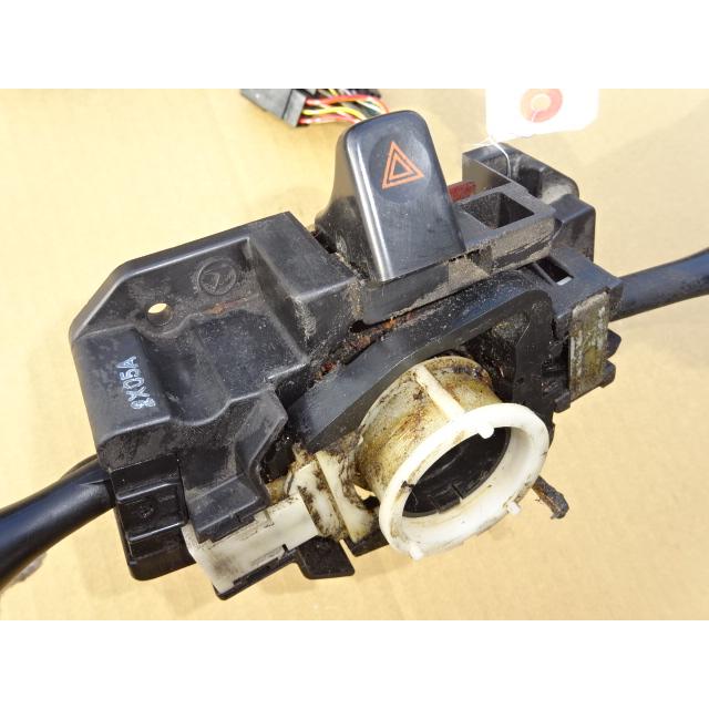 サンバー 4年 V-KS3 KV4 KV3 KS4 コンビネーションスイッチ : 520230225137 : ヤマジュウオートパーツ - 通販 - Yahoo!ショッピング