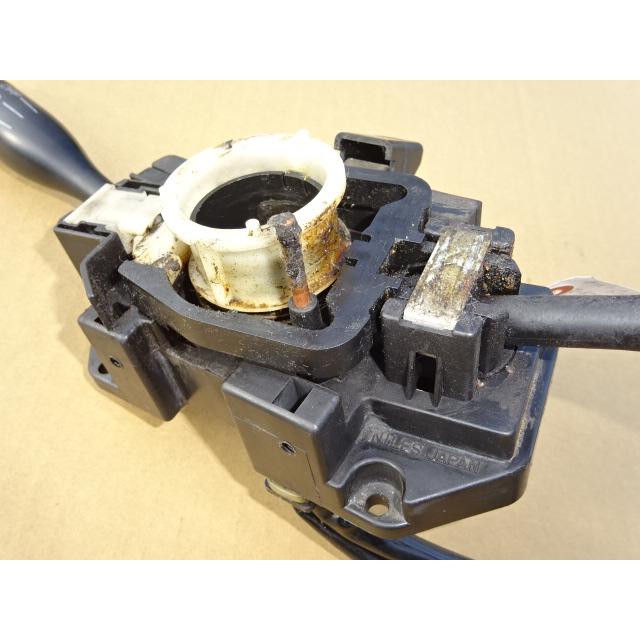 サンバー 4年 V-KS3 KV4 KV3 KS4 コンビネーションスイッチ : 520230225137 : ヤマジュウオートパーツ - 通販 - Yahoo!ショッピング