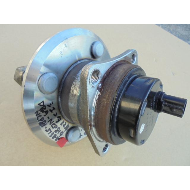 シエンタ 22年 DBA-NCP81G 左リアハブベアリング 89544-32040 : ヤマジュウオートパーツ - 通販 - Yahoo!ショッピング