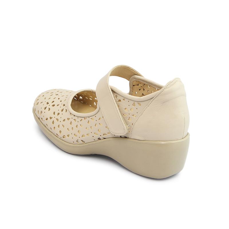 FIZZ REEN 【継続品】FIZZ フィズリーン 8130 BG ベージュ カジュアルシューズ 花柄 パンチング加工 4.5cmヒール 4E (28130) : ラボスター Yahoo ...