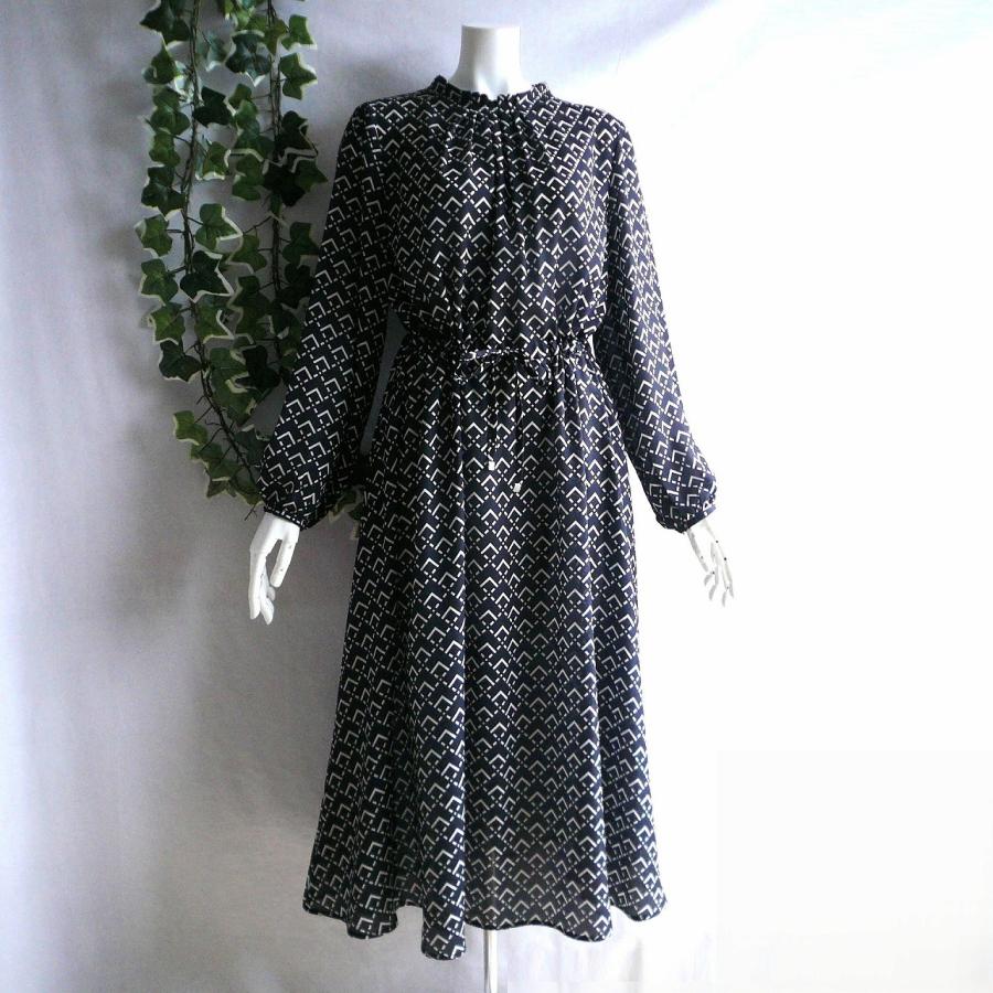 新品 9565 M タック襟 モード 幾何学柄 フレア ワンピース 春 夏 秋 黒系 ロング ドレープ 共布リボン レディース 高級 上質 上品 : ラインハイト - 通販 - Yahoo ...