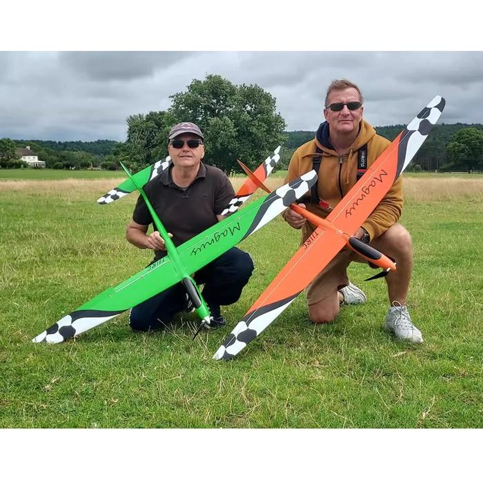 TJIRC MAGNUS電動グライダー 1.5m レッドバージョン★入荷済み : RCイーテック - 通販 - Yahoo!ショッピング