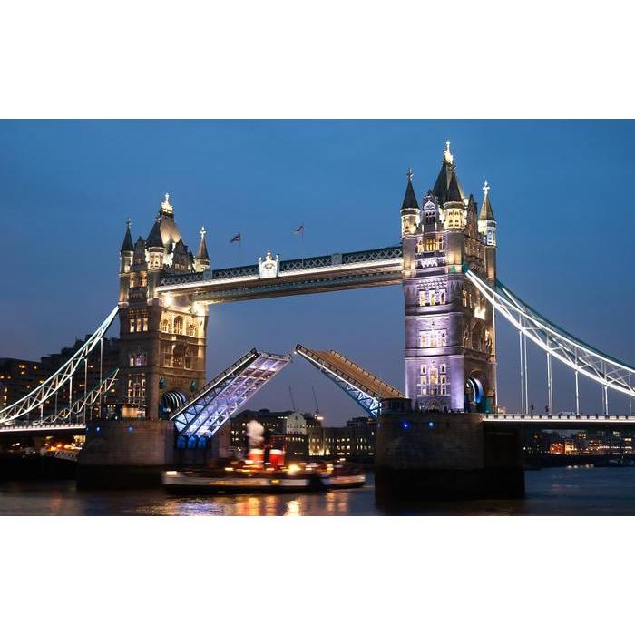絵画風 壁紙ポスター タワーブリッジ テムズ川 夜景 ロンドン イングランド イギリス UK キャラクロ LND-004W2 (ワイド版 ...