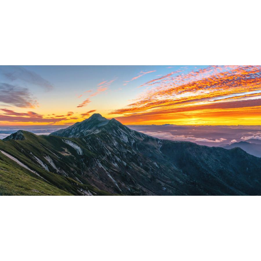 絵画風 壁紙ポスター (はがせるシール式) 夕焼けに染まる秋空と笠ヶ岳 北アルプス 日本百名山 キャラクロ M-NALP-007S1(パノラマS版 1152mm×576mm)＜日本製 ...