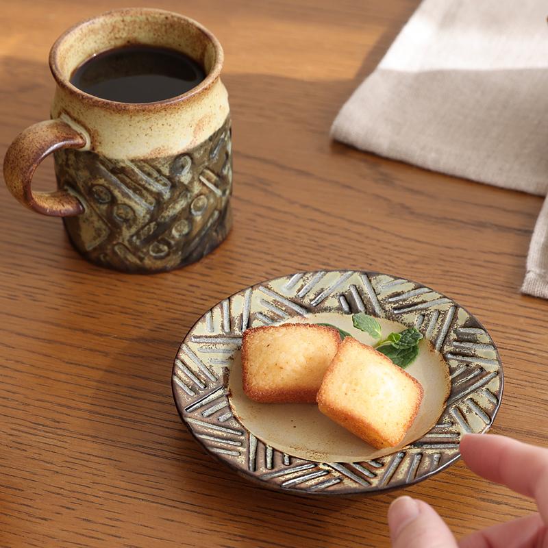 かしわ窯 Kamagaki プレート 11cm 食器 お皿 円形 丸 丸形 日本製 国産 インテリア おしゃれ 北欧 電子レンジ対応 食洗機可 せっ器 G77 あすつく : ReCENO ...