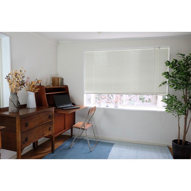 無地 TOSO ブラインド 84×183 トーソー 取り付け簡単 アルミブラインド ブラインドカーテン 賃貸 浴室 カーテンレース 金具付き 遮熱 遮光 代引不可 :ul ...