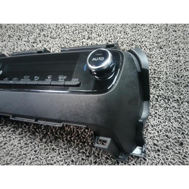 ヤリス 5BA-MXPA10 エアコンスイッチパネル 3U6 55900-K0060 : ファーストパーツ1号店 - 通販 - Yahoo!ショッピング