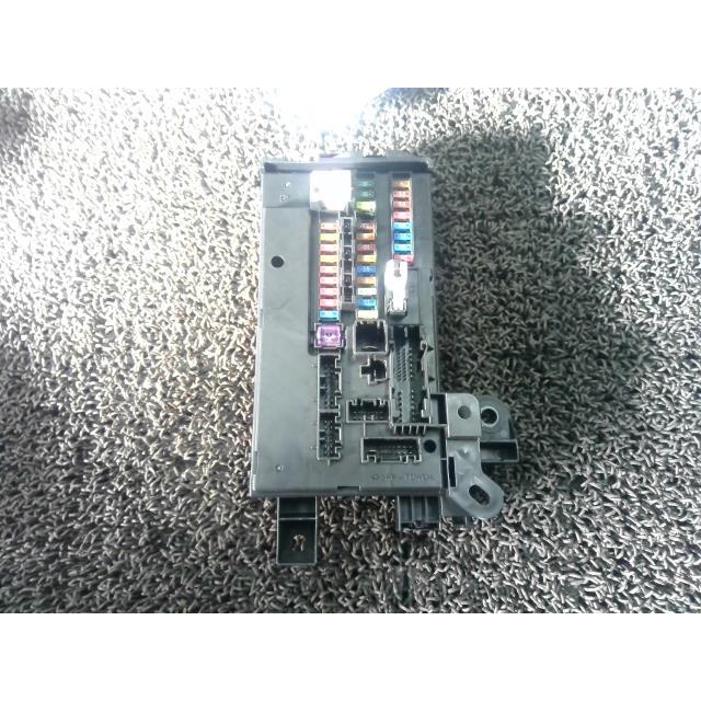 ルーミー DBA-M900A ヒューズボックス X07 82600-B1260 : ファーストパーツ1号店 - 通販 - Yahoo!ショッピング
