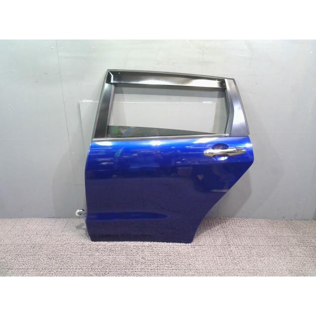 ストリーム DBA-RN6 左リアドア : 240911002113400 : ファーストパーツ1号店 - 通販 - Yahoo!ショッピング