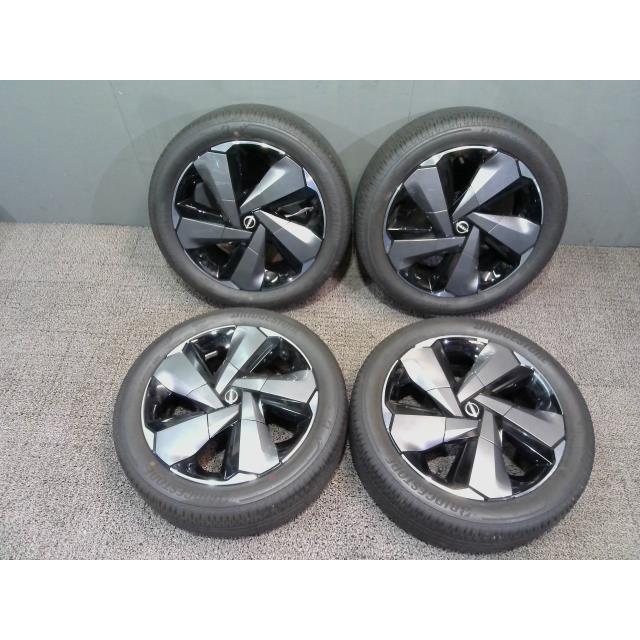 オーラ FE13 純正アルミホイールタイヤセット 中古 : ファーストパーツ1号店 - 通販 - Yahoo!ショッピング