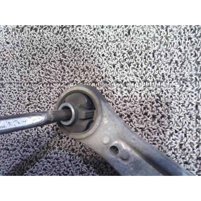 レガシィ TA-BP5 左フロントロアアーム : 241127002551740 : ファーストパーツ1号店 - 通販 - Yahoo!ショッピング