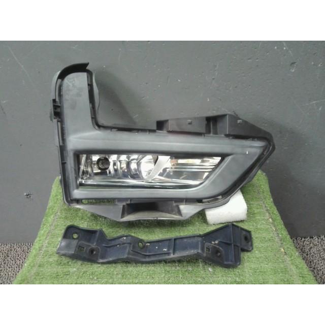 エクストレイル DAA-HT32 右フォグランプ 26150-8995F : ファーストパーツ1号店 - 通販 - Yahoo!ショッピング