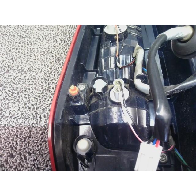 ルークス 5AA-B44A 右テールランプ DAM (D28) 26550-7NA0A : ファーストパーツ1号店 - 通販 - Yahoo!ショッピング