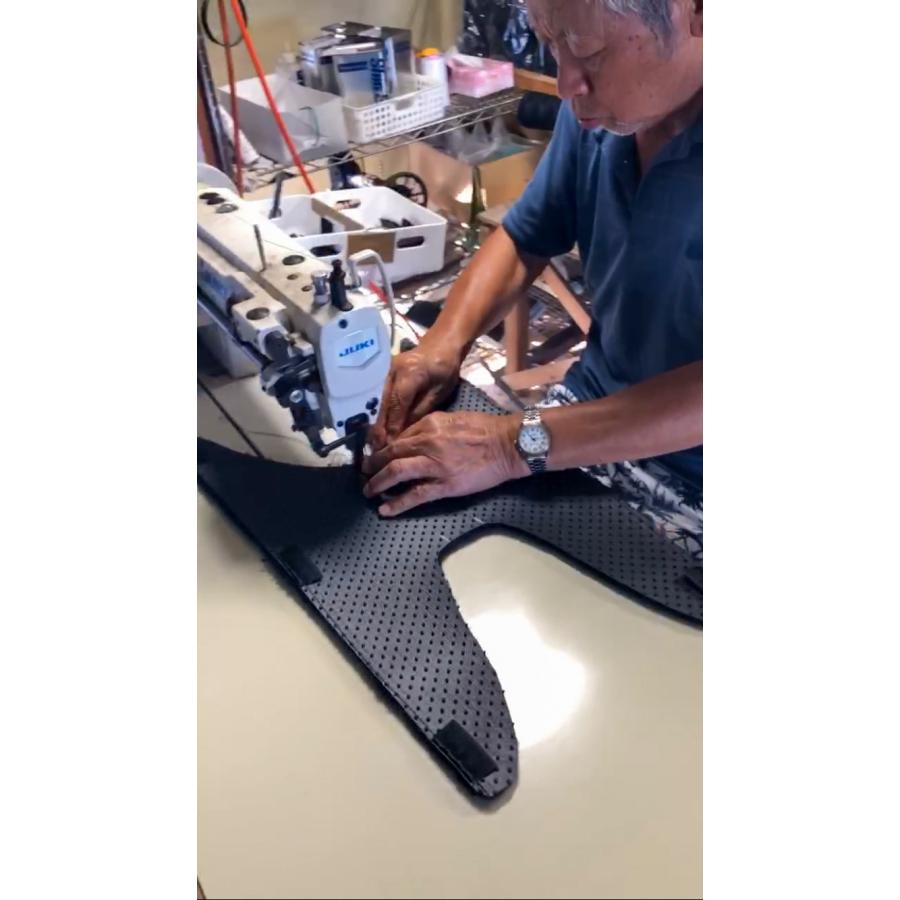 ホンダ DIO af18 ディオ 専用 ステップマット 1枚 チェックシリーズ 黒 灰 赤 青 白 黄 桃 緑 ピンク スクーター バイク ...