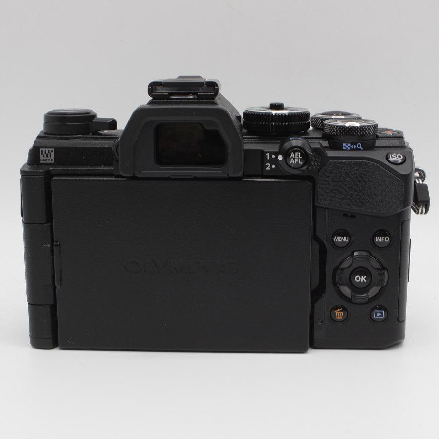 【美品】オリンパス OM-D E-M5 Mark III 14-150mm II レンズキット ブラック ミラーレス一眼カメラ OLYMPUS MK3 本体 : 027125 : リファン ...