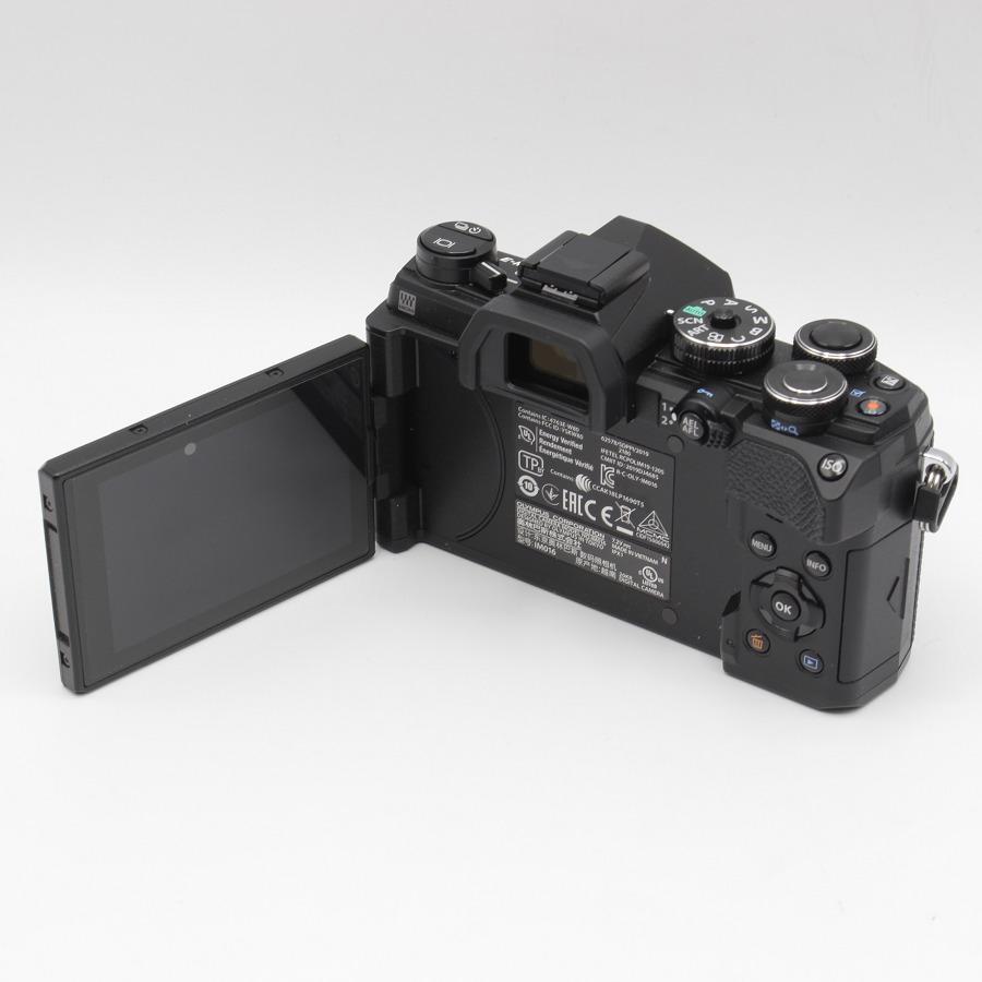 【美品】オリンパス OM-D E-M5 Mark III 14-150mm II レンズキット ブラック ミラーレス一眼カメラ OLYMPUS MK3 本体 : 027125 : リファン ...