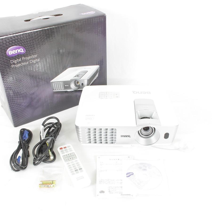 【美品】BenQ W1070 ホームプロジェクター DLP フルHD 本体 : 20300 : リファン Yahoo!ショップ - 通販 - Yahoo!ショッピング