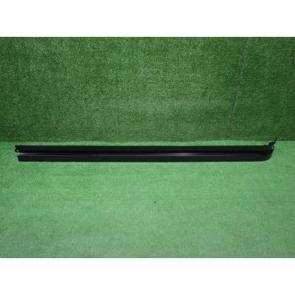 ハイエース N00940 H200系 ハイエース/レジアスエース 純正 左スライドドアレールセンタ 68304-26110 ...