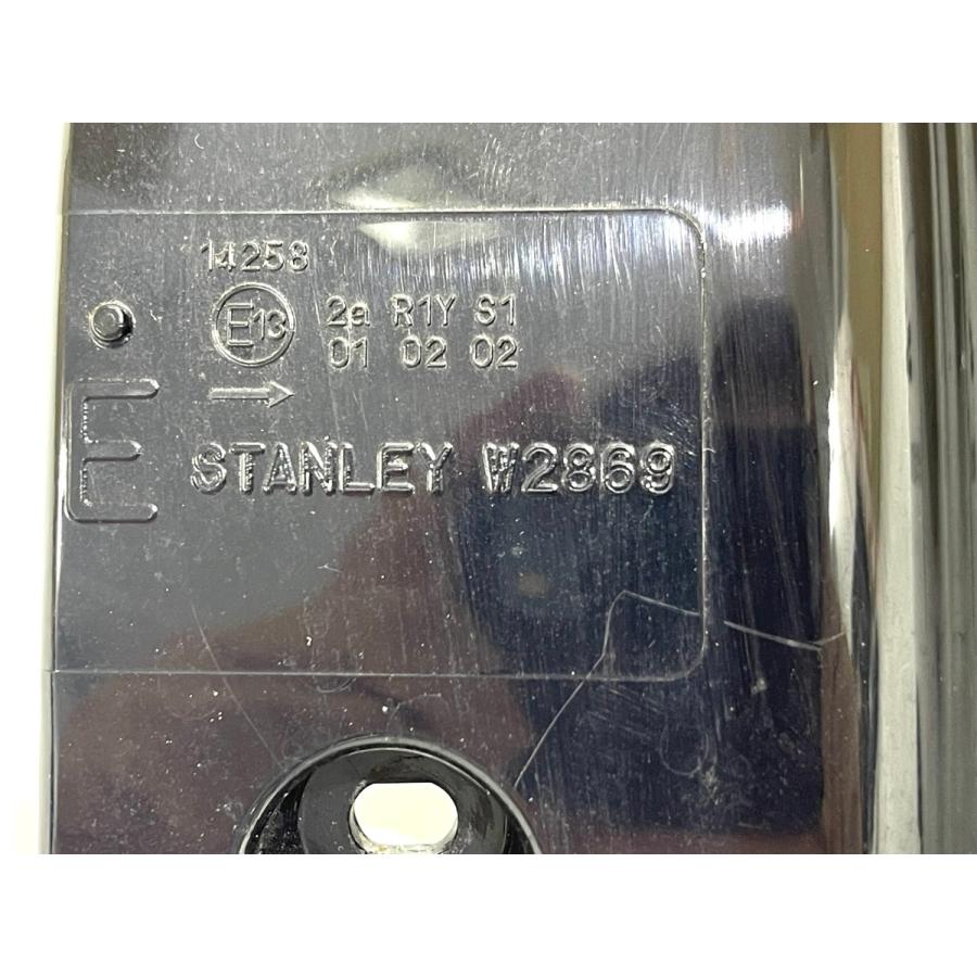 ★美品★ 三菱 アウトランダー GG2W GG3W GF7W GF8W PHEV 後期 純正 右 テールライト STANLEY W2869 ...
