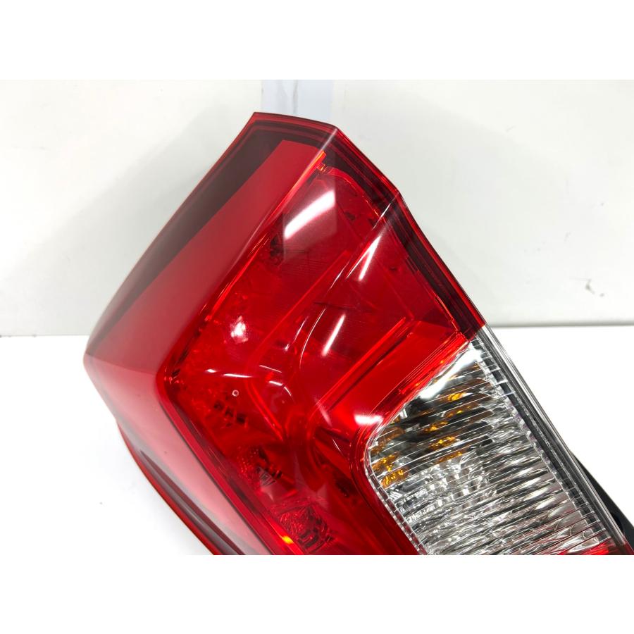 【良品】 フィット GK3 純正テールライト 左 STANLEY W1696 （33A-62） : Reパーツ - 通販 - Yahoo!ショッピング